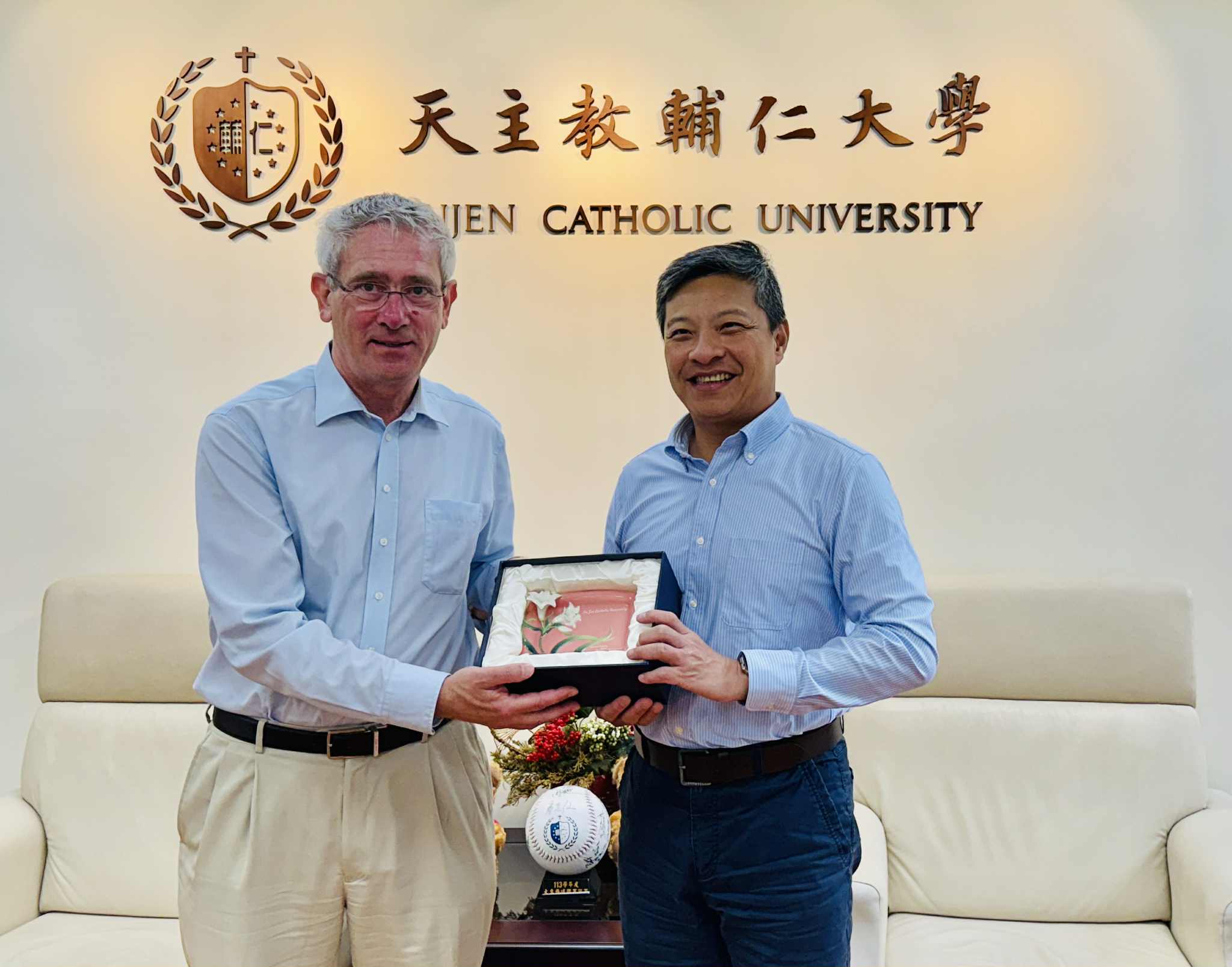 健康傳播大師Peter J. Schulz訪台 傳播學院攜手輔醫開啟合作契機 - 天主教輔仁大學 傳播學院